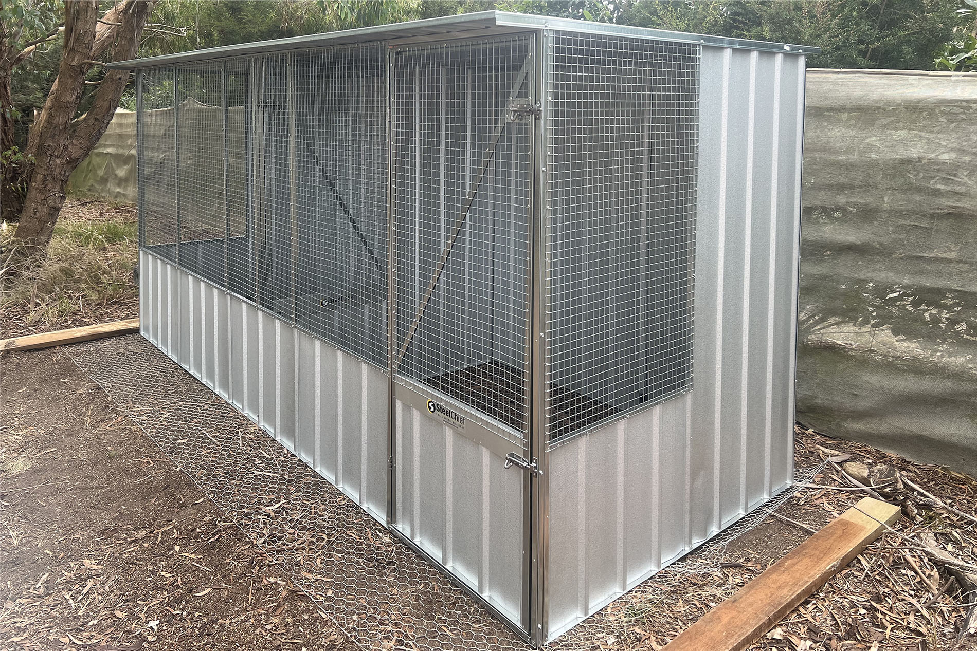 Flat Roof Bird Aviaries - Custom Made in Australia | SteelChief