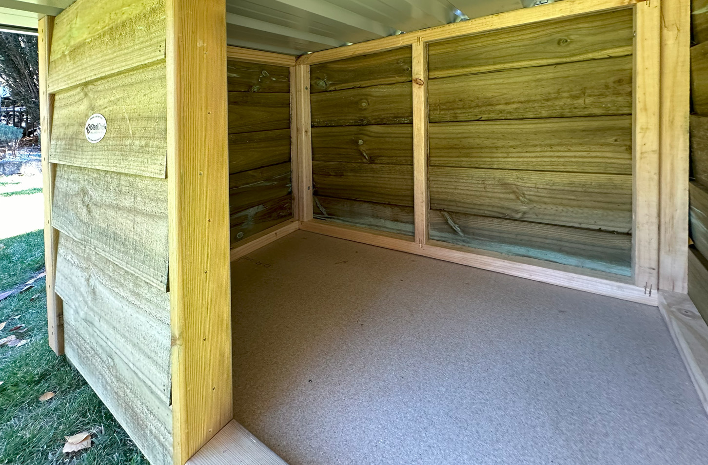 Timber Dog Kennel (Flat Roof) - SteelChief