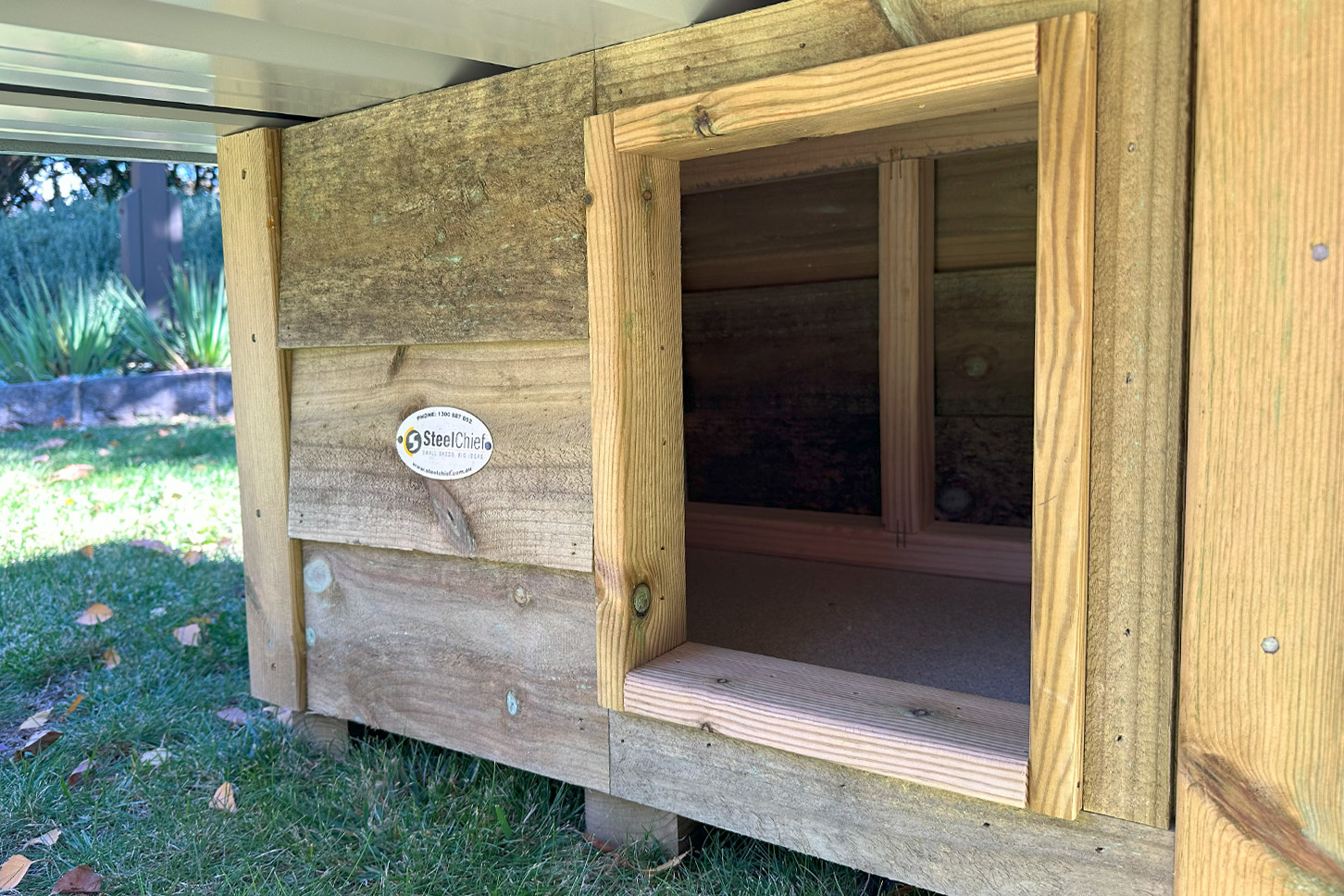 Timber Dog Kennel (Flat Roof) - SteelChief